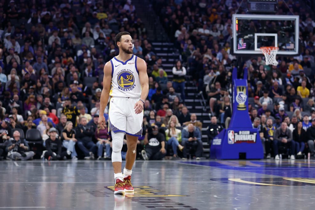 NBA: Warriors guard Steph Curry to be reevaluated on Friday after ankle sprain - AfrosportNow