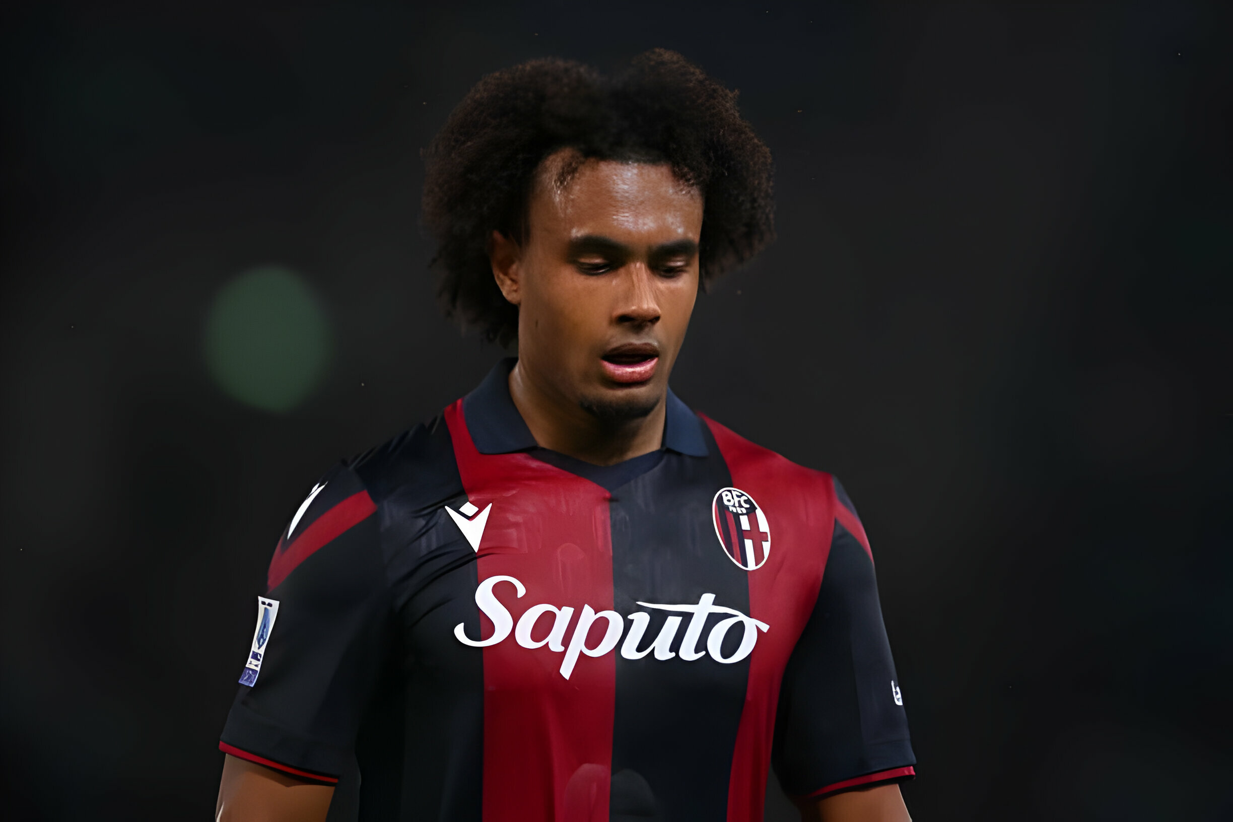 Zirkzee: Huge blow for Bologna as Dutch-Nigerian star suffers injury ...